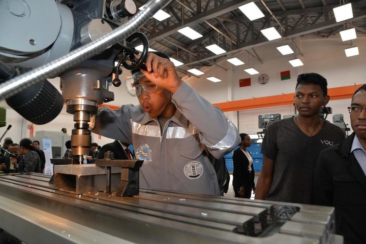 (Multimédia) Relais de la jeunesse : la Chine et l'Afrique marchent ...